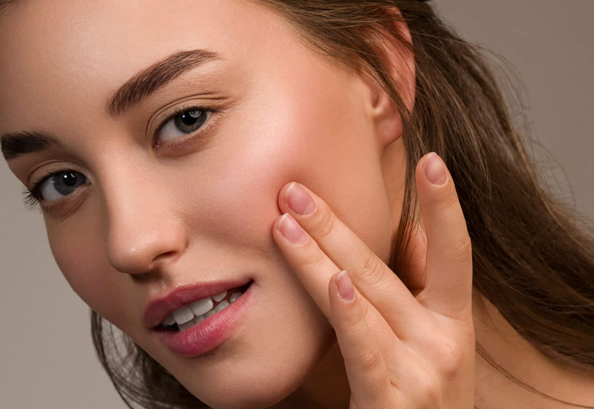 Atténuer les rides du visage : quels exercices pour y arriver